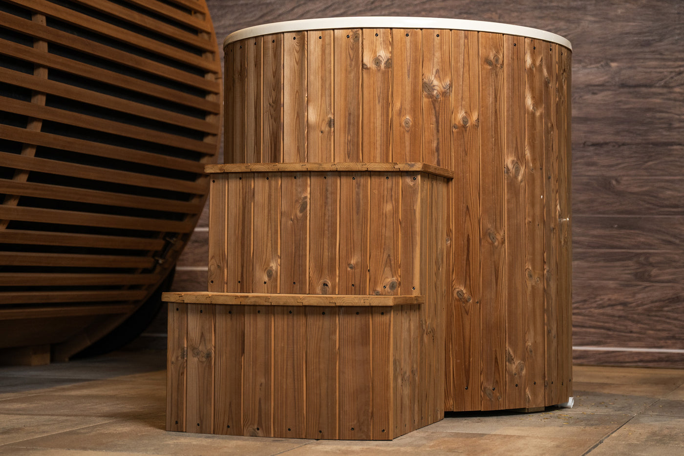 Makers van buitensauna's, hottubs en ijsbaden | Happy Timber